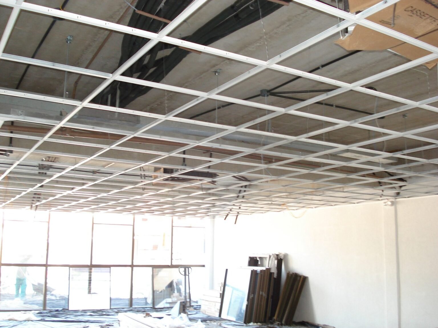 Por que escolher um perfil metálico para forro de PVC - Bepex