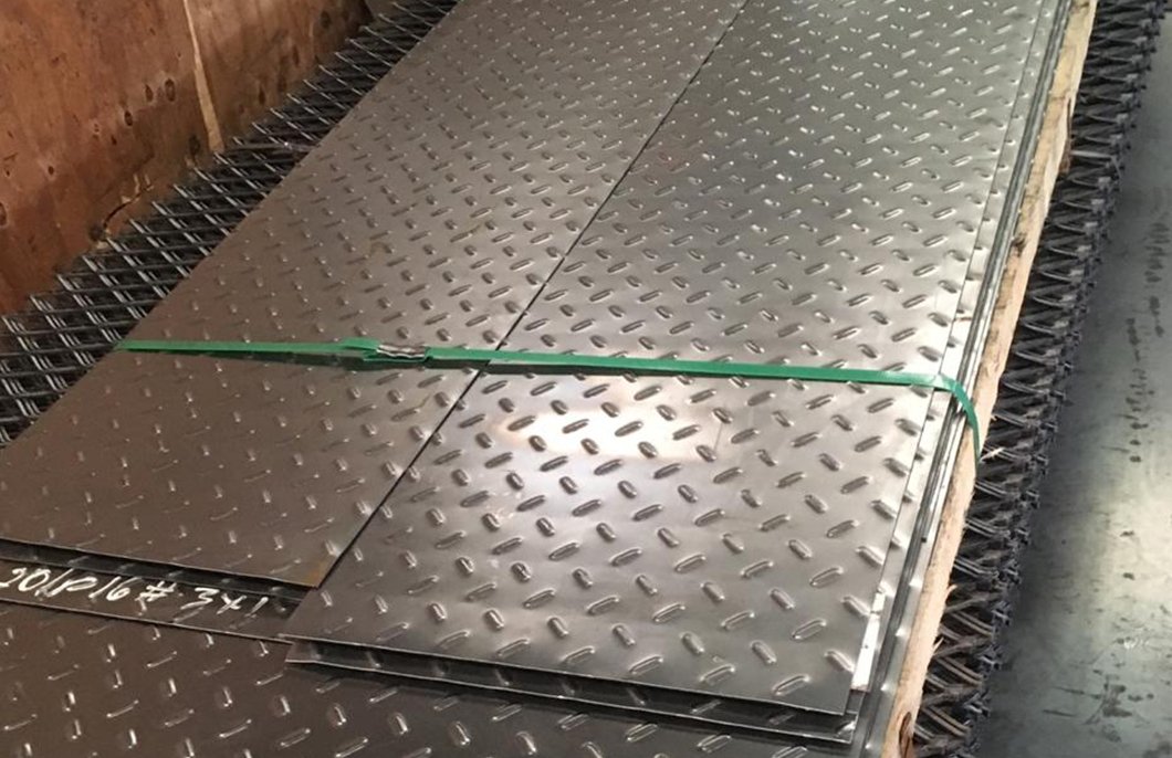 Como usar a chapa recalcada para pisos - Bepex